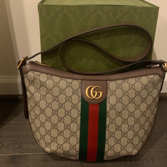 Gucci | Bags | Gucci Ophidia Gg Supreme Half Moon Hobo Crossbody ...